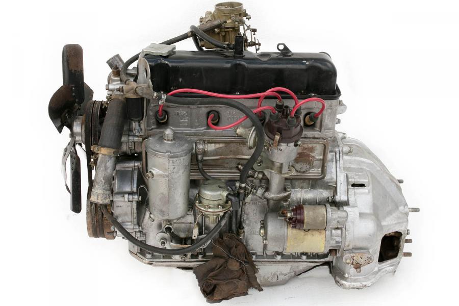 Ural Hamburg | Motor Wolga GAZ2410. Neu. | online kaufen